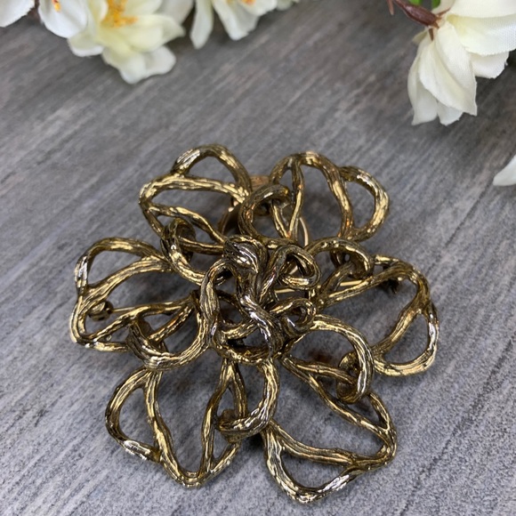 Robert Zentall | Jewelry | Vintage Robert Zentall Abstract Flower ...